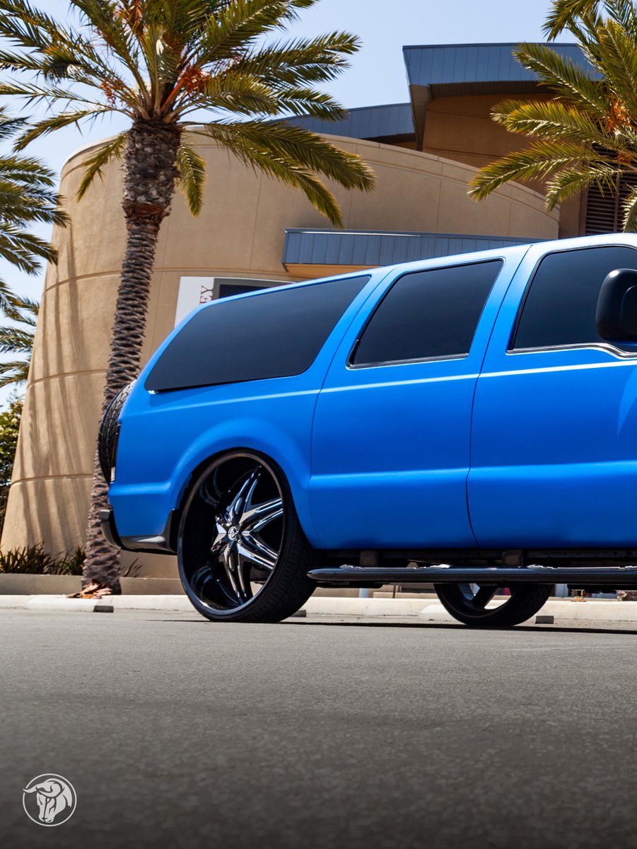 Ford Excursion On 28s