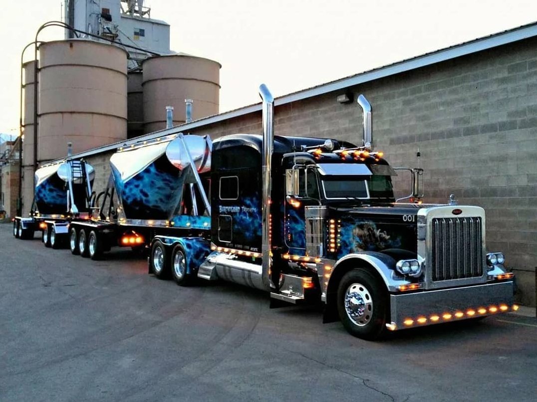 Peterbilt 379 Custom Paint