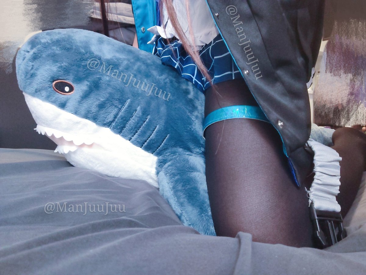 ManJuuJuu饅頭頭 on Twitter: "Doktah! UwU 鲨鲨：这谁顶得住啊 ( 搞过R18了回归正常向cos qaq #Arknights #阿米娅 #Amiya #伪娘 ...