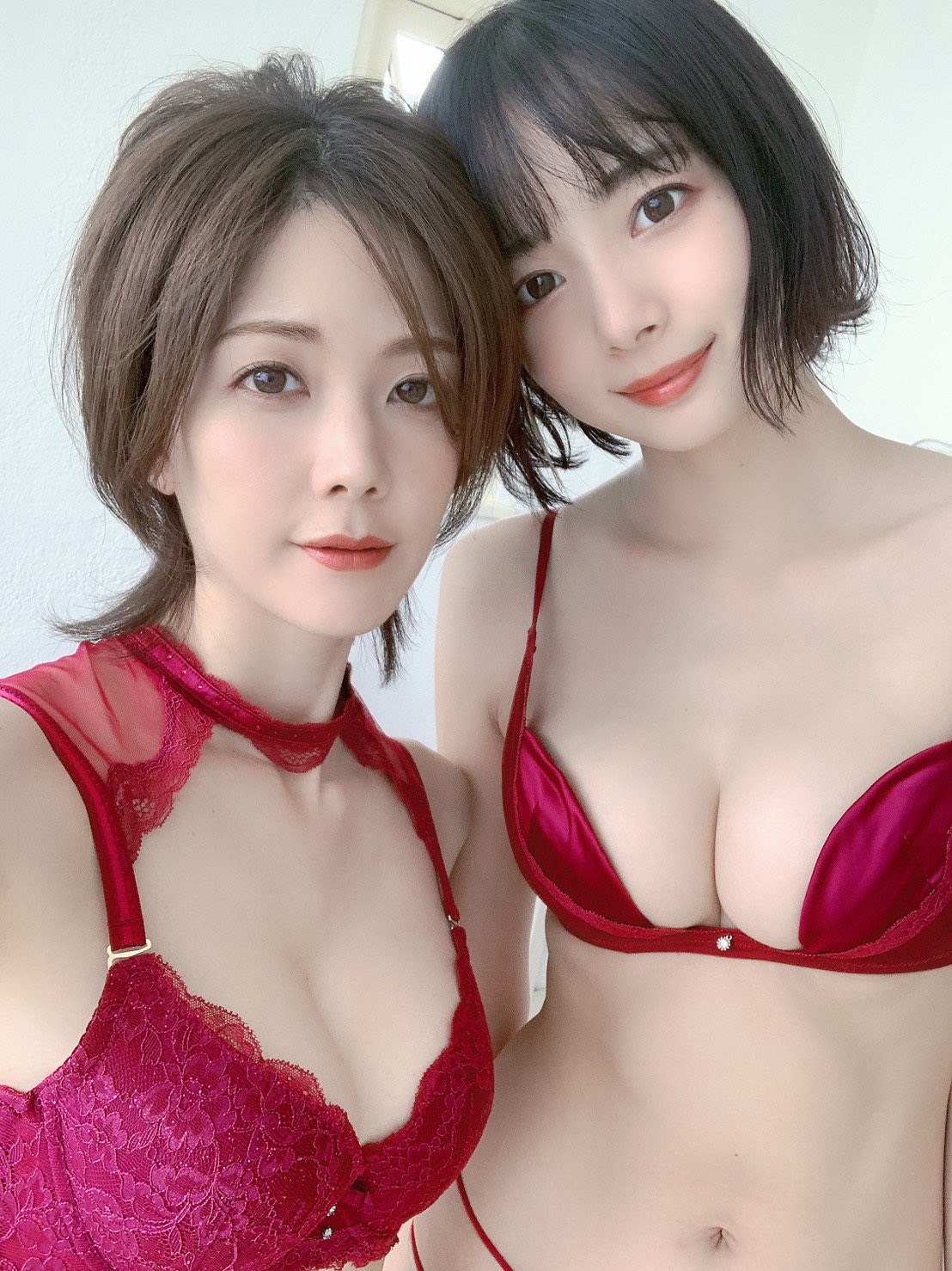 岡田紗佳🌸おかぴー🧋 On Twitter 本日から発売になりました、 デジタル写真集牌牌iiオフショット☺️💕 ベストセラー1位