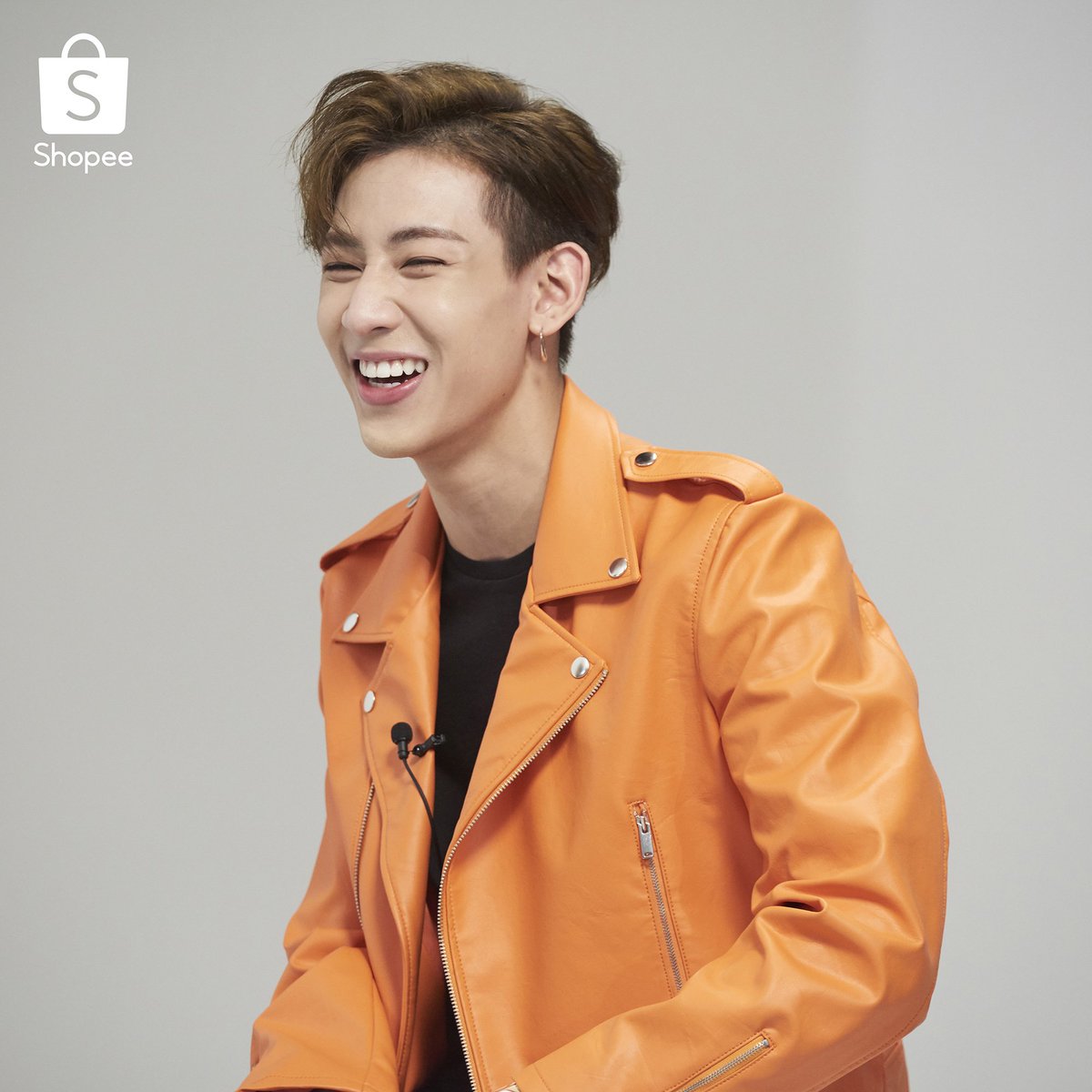 Even though I don't like the color ____, I really like when ____ wears ...