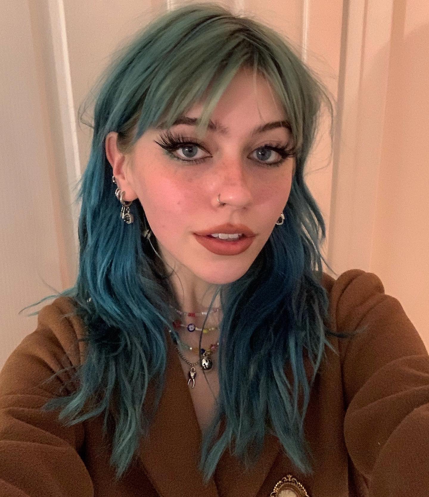 Pretty Girls With Blue Hair Tumblr