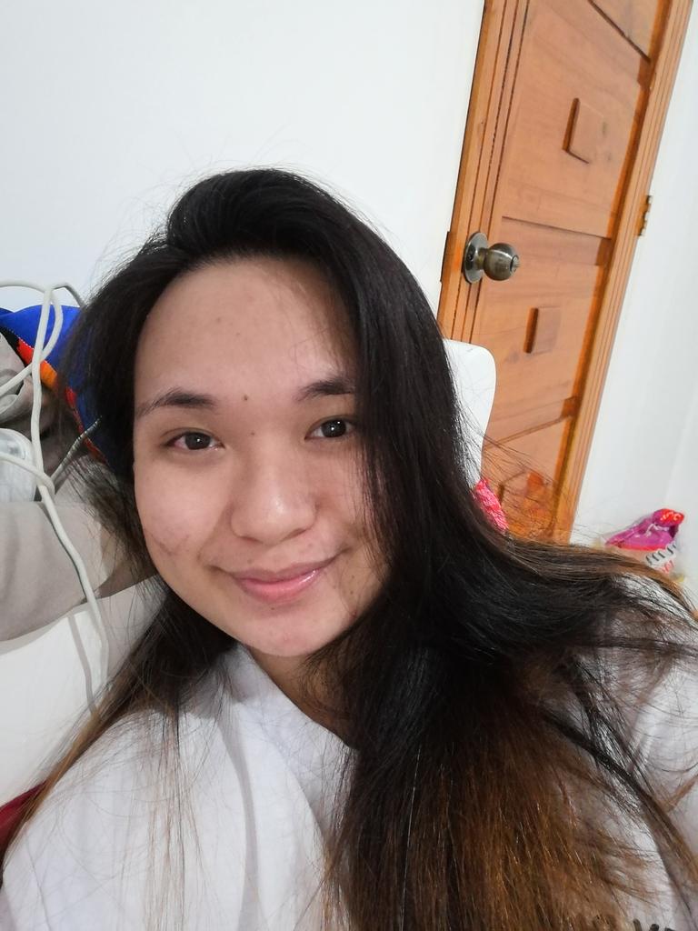 Caz 💃🏻 on Twitter: "Kapagod today sa work🙁 So ayun as usual naliligo ako pakauwi pero bat ganon ...