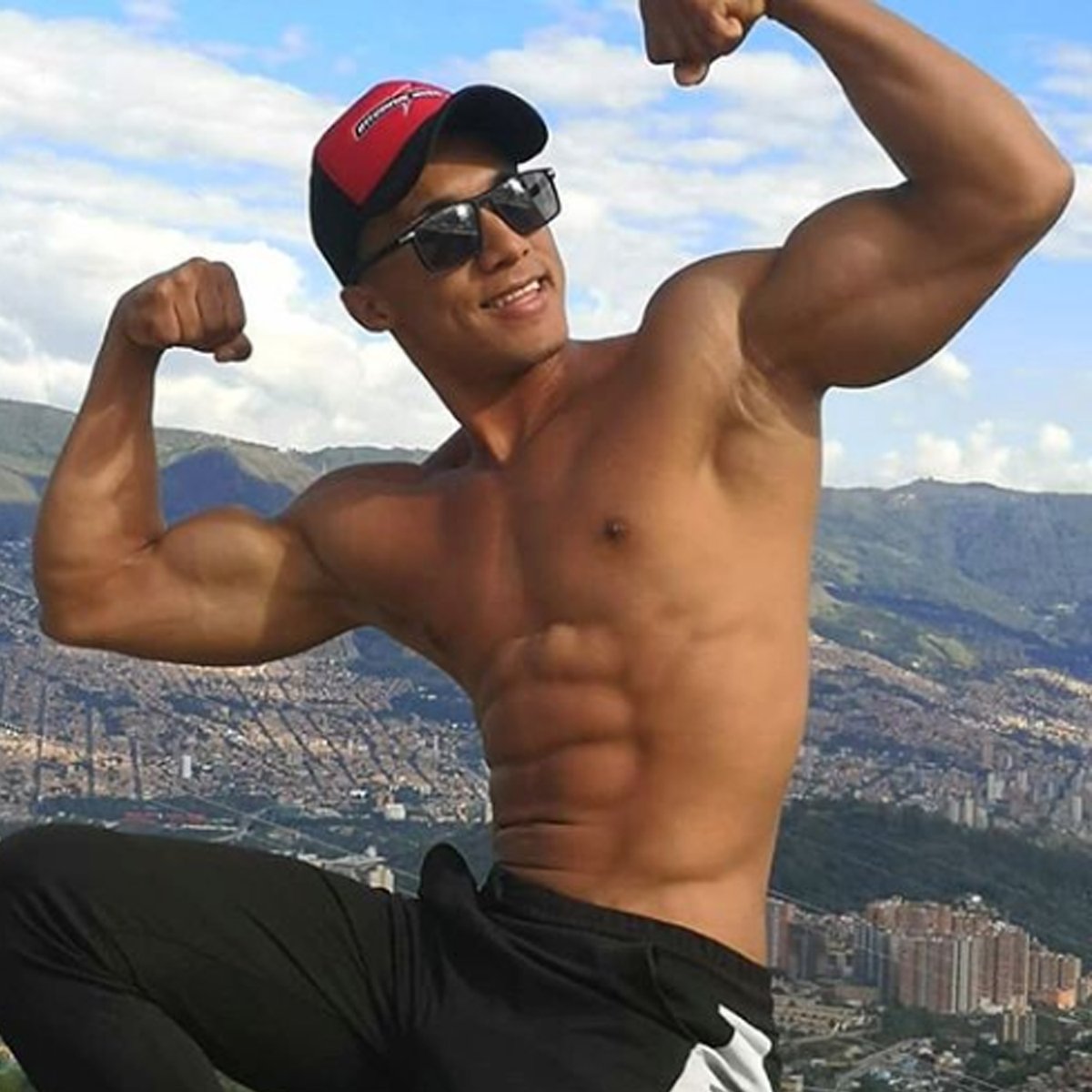 Hot Colombian Men