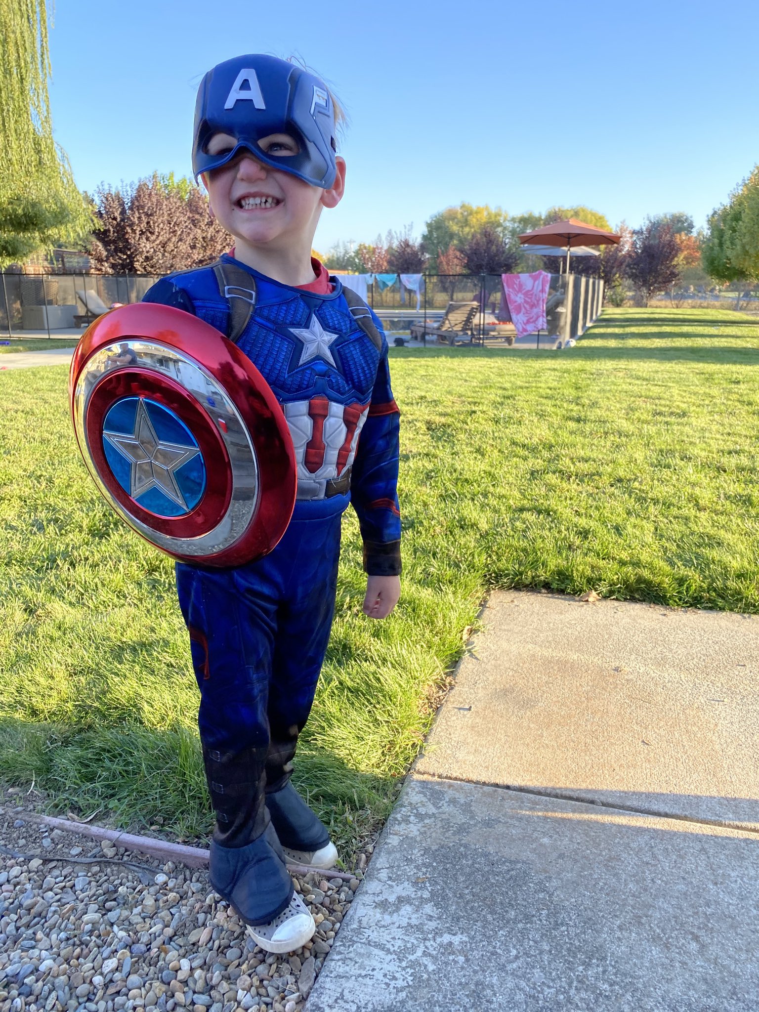 TW Pornstars - Bruce.Falck() 🦗. Twitter. Me, enthusiastically to 3.5 ...