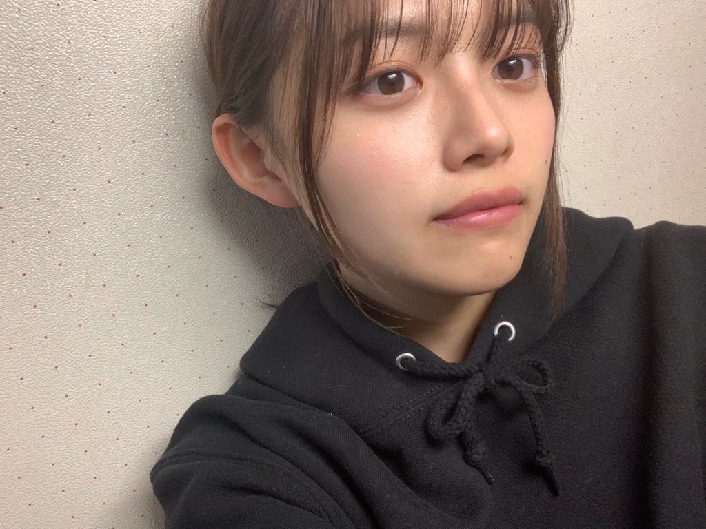 さほど変わらない写真投稿するのにハマってます、また月曜日からがんばろね、おやすみなさい〜〜 森日菜美 Hinamimori