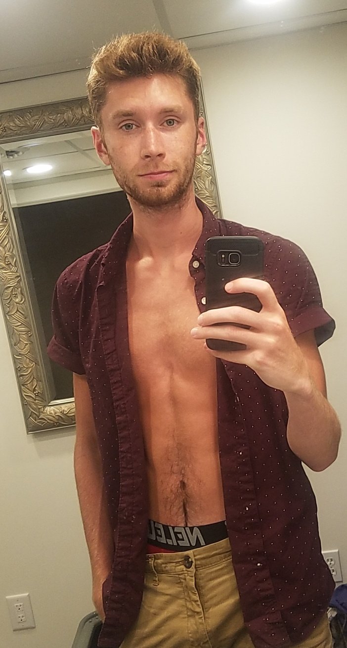 CashMaster Daniel on Twitter: "Looking for some loyal piggies to order around. Get on your knees ...