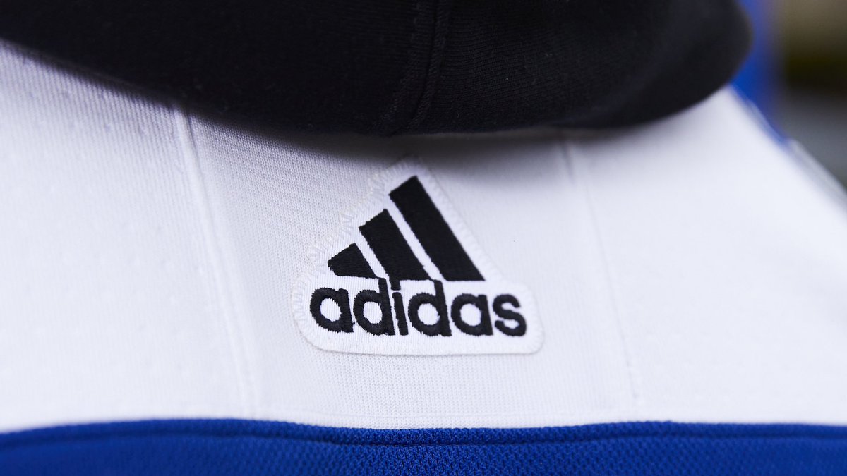 Tampa Bay Lightning Reverse Retro Preview : r/hockeyjerseys