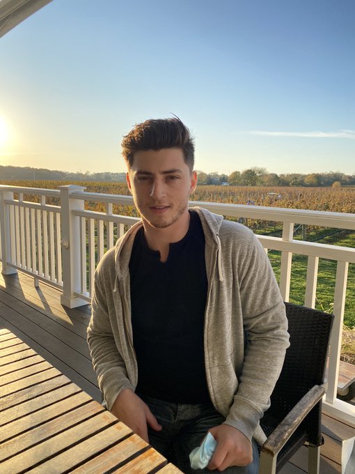 TW Pornstars - Mak Aarons. Pictures and videos from Twitter. Page 11