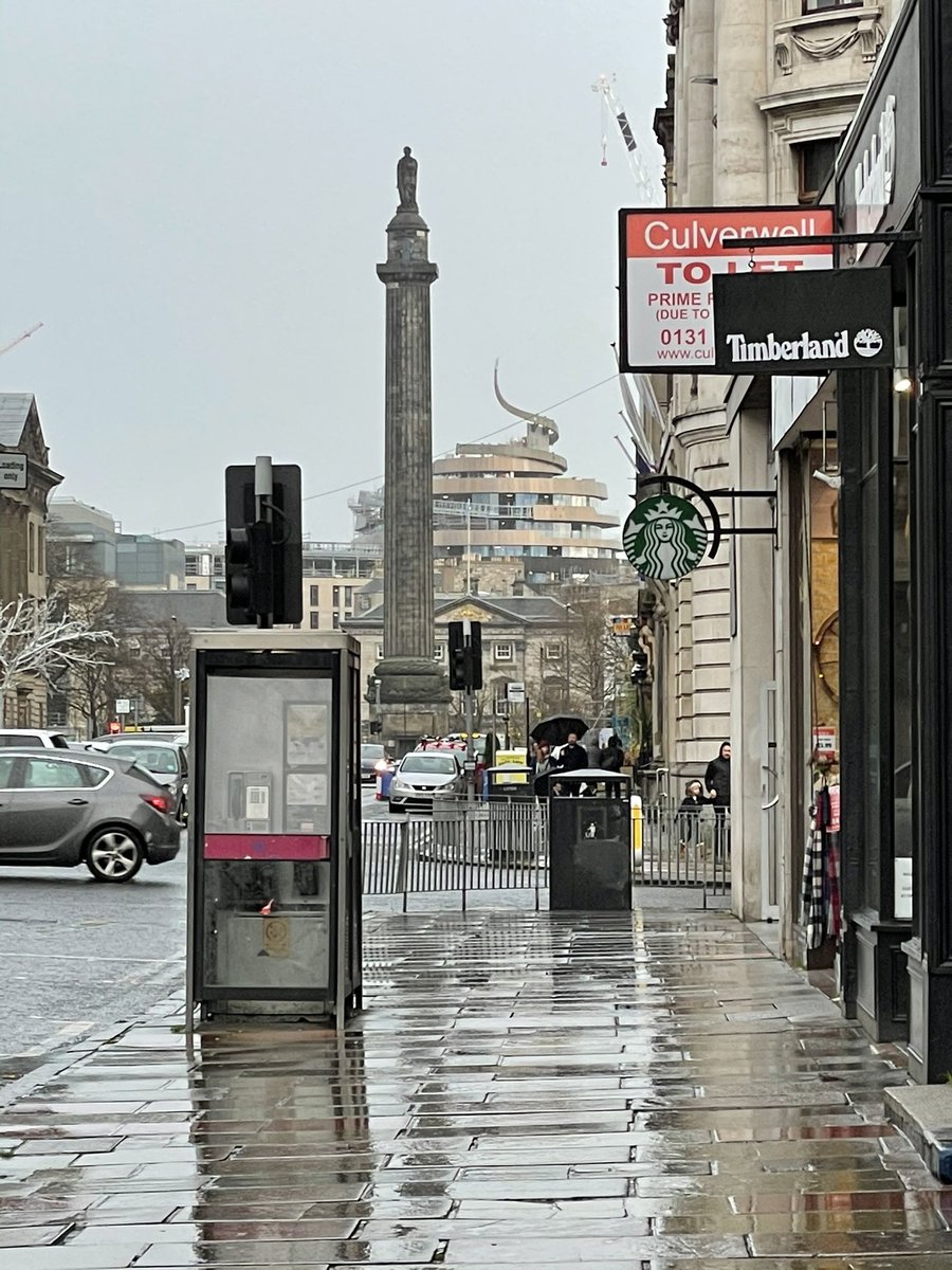 the golden turd intent on ruining Edinburgh’s historic skyline : r ...