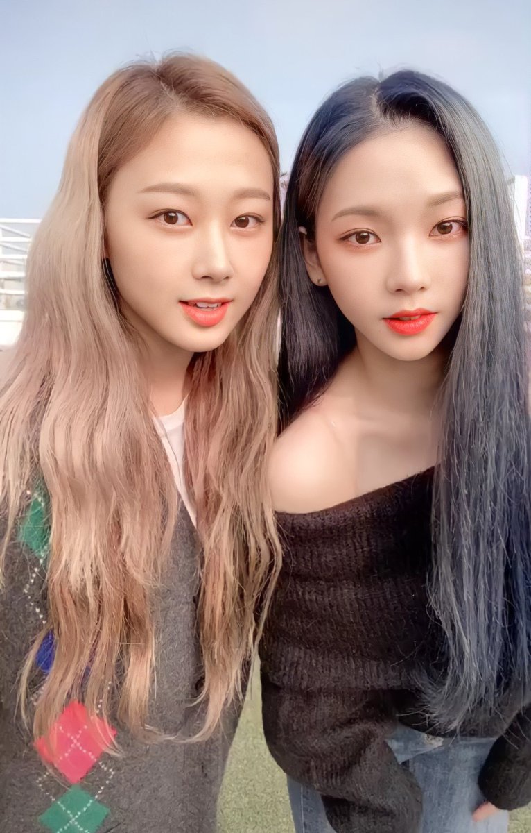 aespa pics on Twitter: "Unnie Line: Maknae Line:…