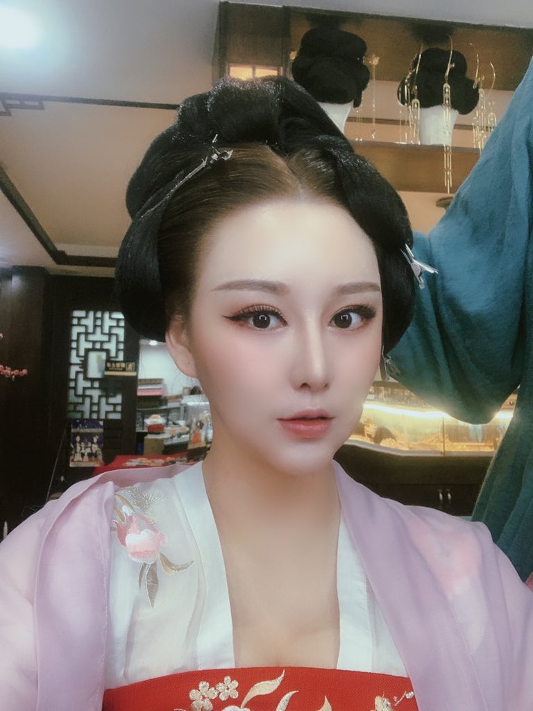 刚出炉的照片 Alice_Athena @aliceathena6