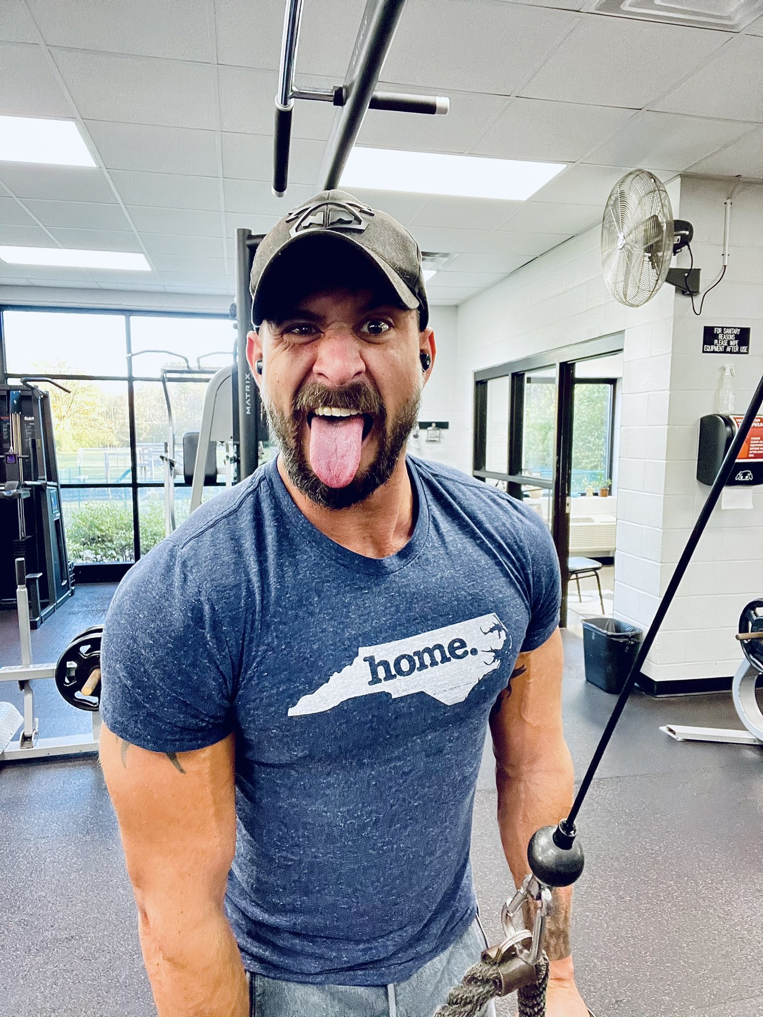 TW Pornstars - Sean Maygers. Twitter. RAWR!. 4:45 PM - 5 Nov 2020