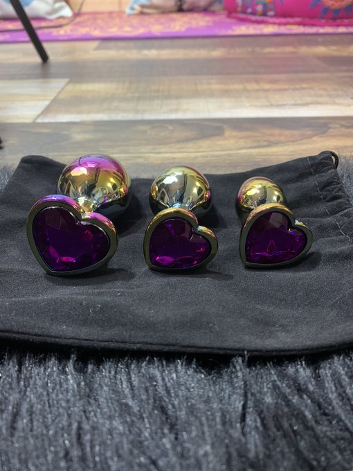 TW Pornstars - Wetnikki 🌸. The most retweeted pictures and videos for all time. Page 5