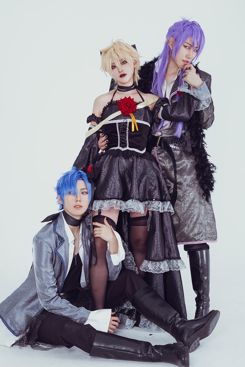 Imitation Black Cosplay