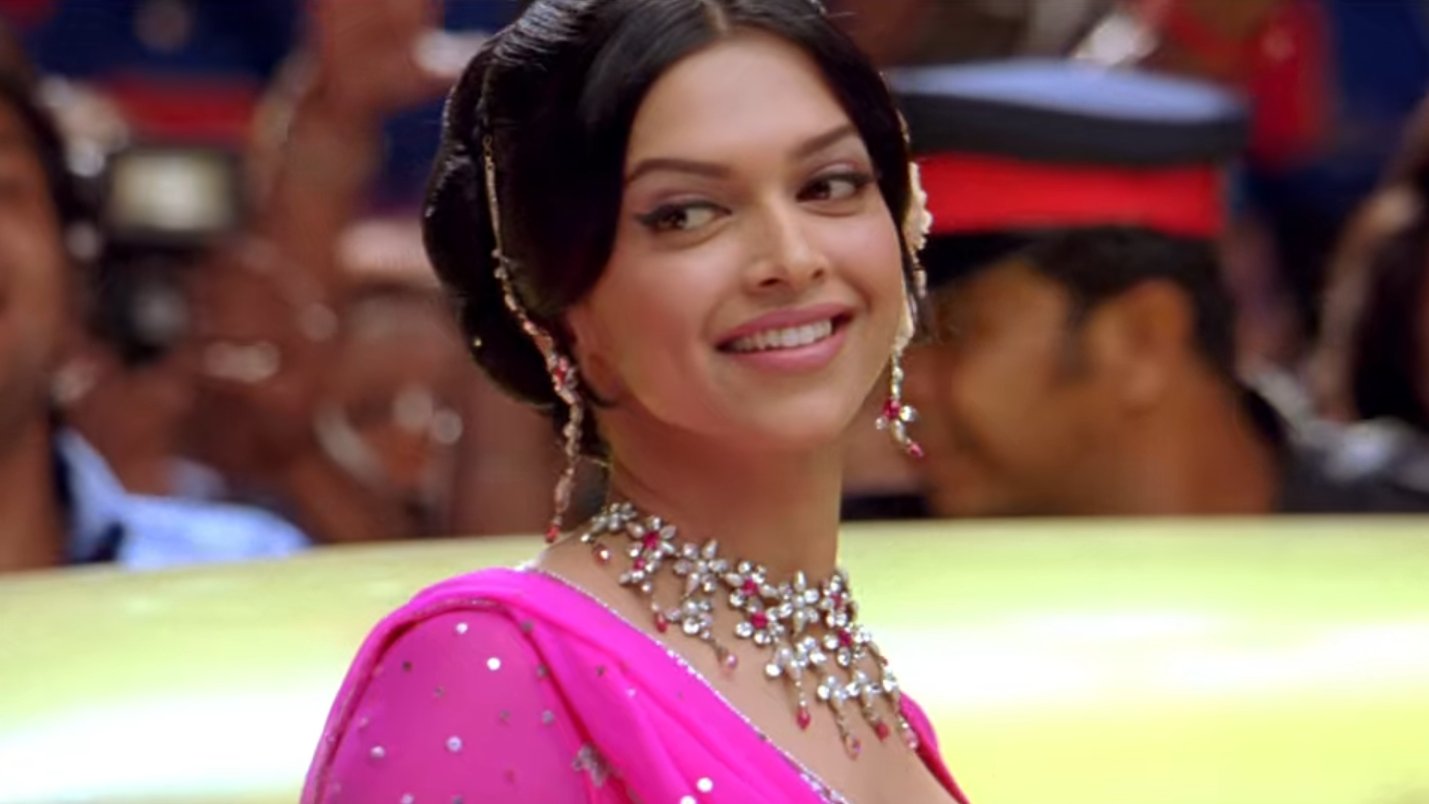 Om Shanti Om Deepika Padukone Hairstyle Om Shanti Om Heroine Name 2025
