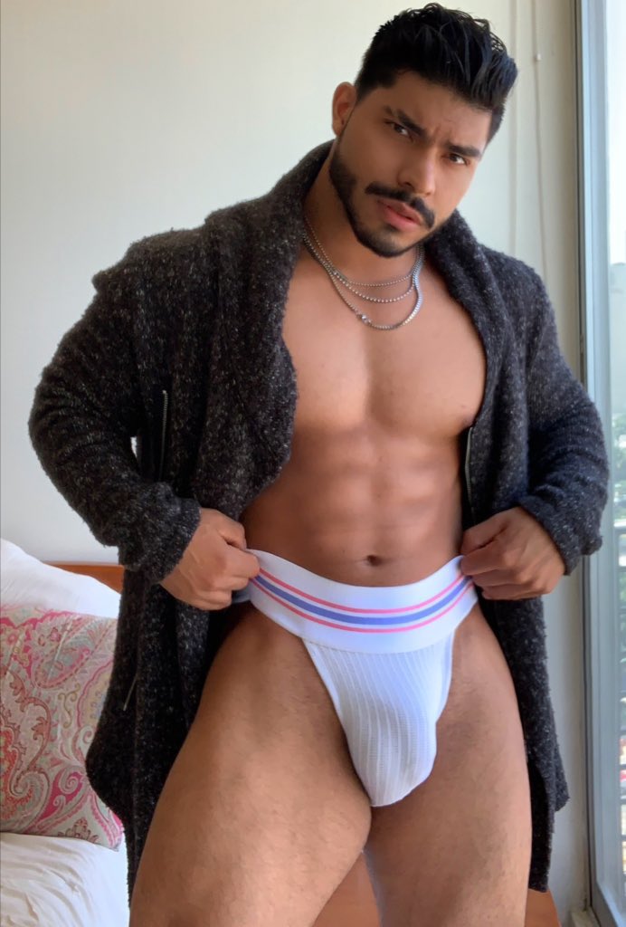 Danilo on Twitter: "Será el mismo? https://t.co/wVGNzgOa7E" / Twitter