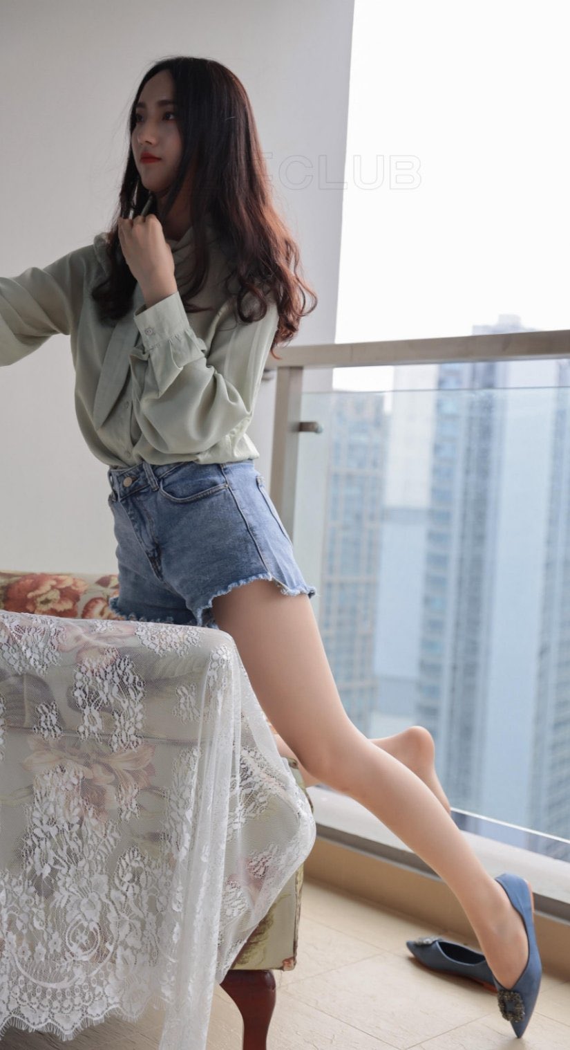 黑絲 Bot On Twitter Feet Foot Girl Pantyhose Footjob 美脚 美腿 足交