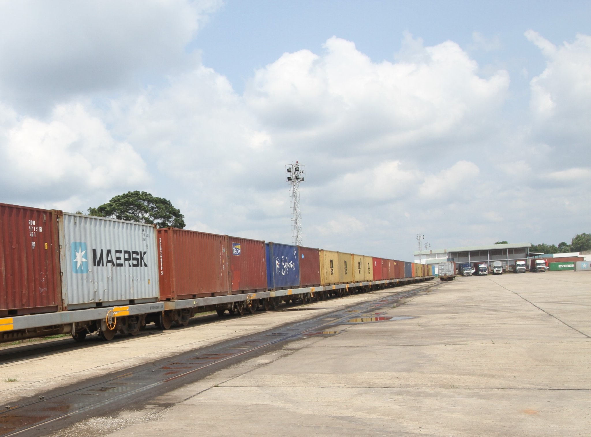 UGANDA RAILWAYS CORPORATION on Twitter: "Our Mukono Inland Container Depot(ICD) is strategically ...