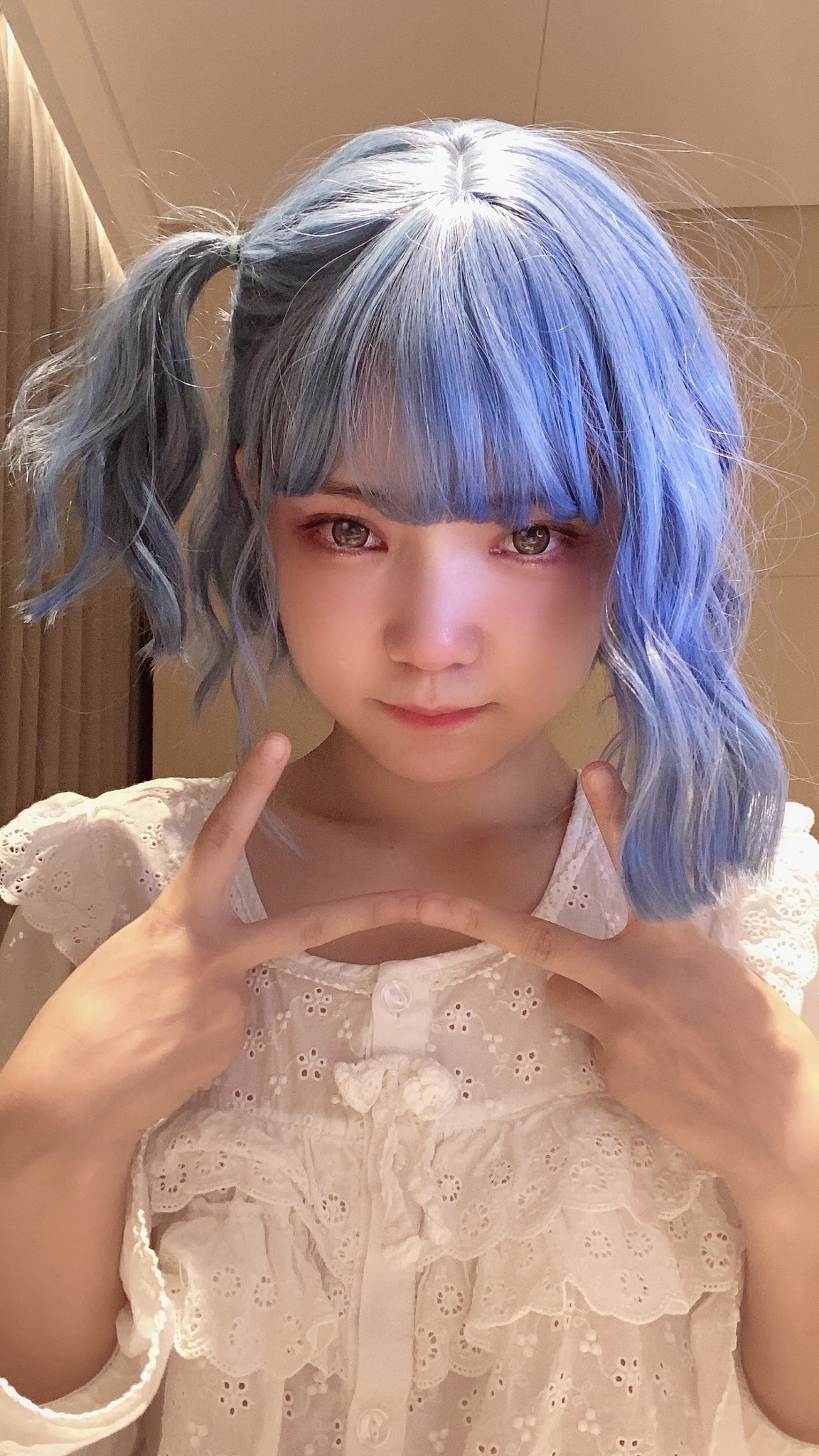 咬人猫Yaorenmao on Twitter: "悄悄告诉我，你喜欢哪一个？Whisper to me which one you prefer. https://t.co ...