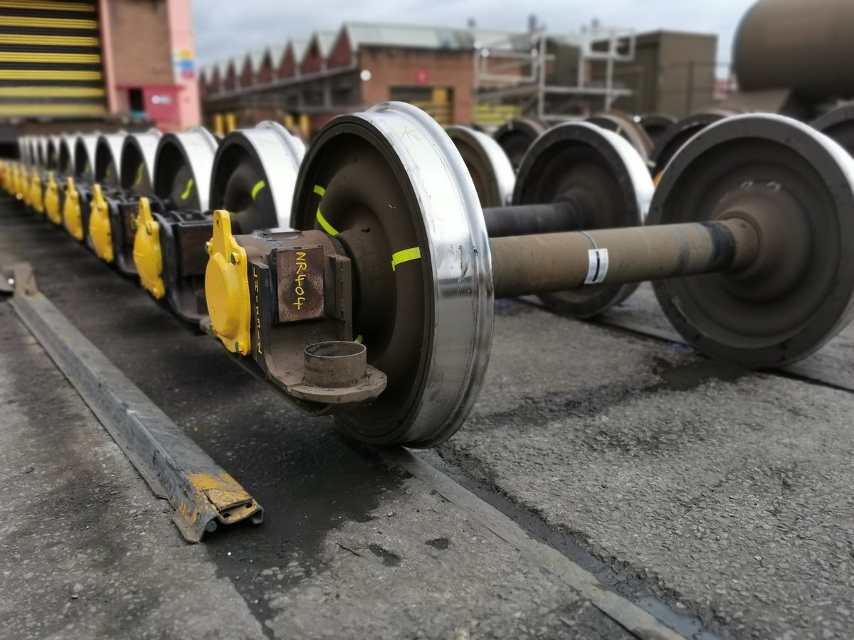 Contact - Pullman Rail