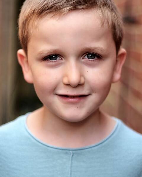 Emily Spriggs's Instagram, Twitter & Facebook on IDCrawl