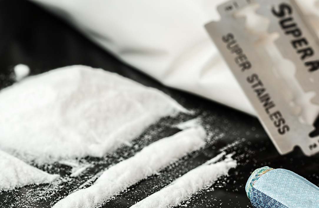 Nieuws bericht (Politie treft drugs en zwaar illegaal vuurwerk aan in ... Nieuws bericht (Politie treft drugs en zwaar illegaal vuurwerk aan in ...