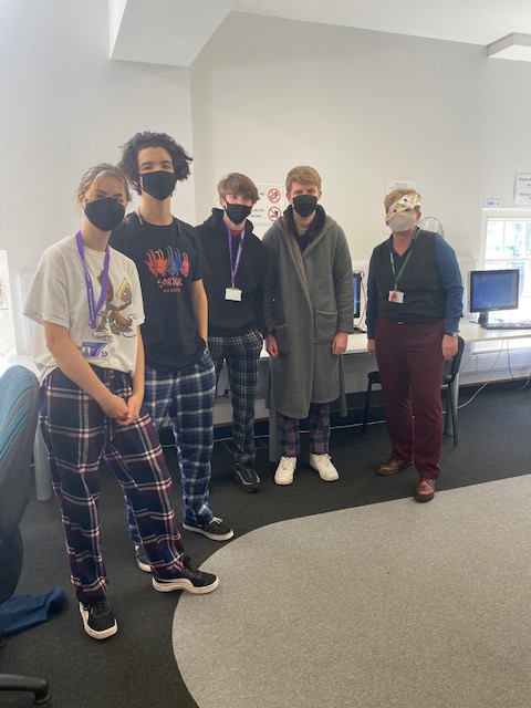 Devizes 6th Form on Twitter: "Our fantastic Sixth Form students (and Miss Marshall) raising ...