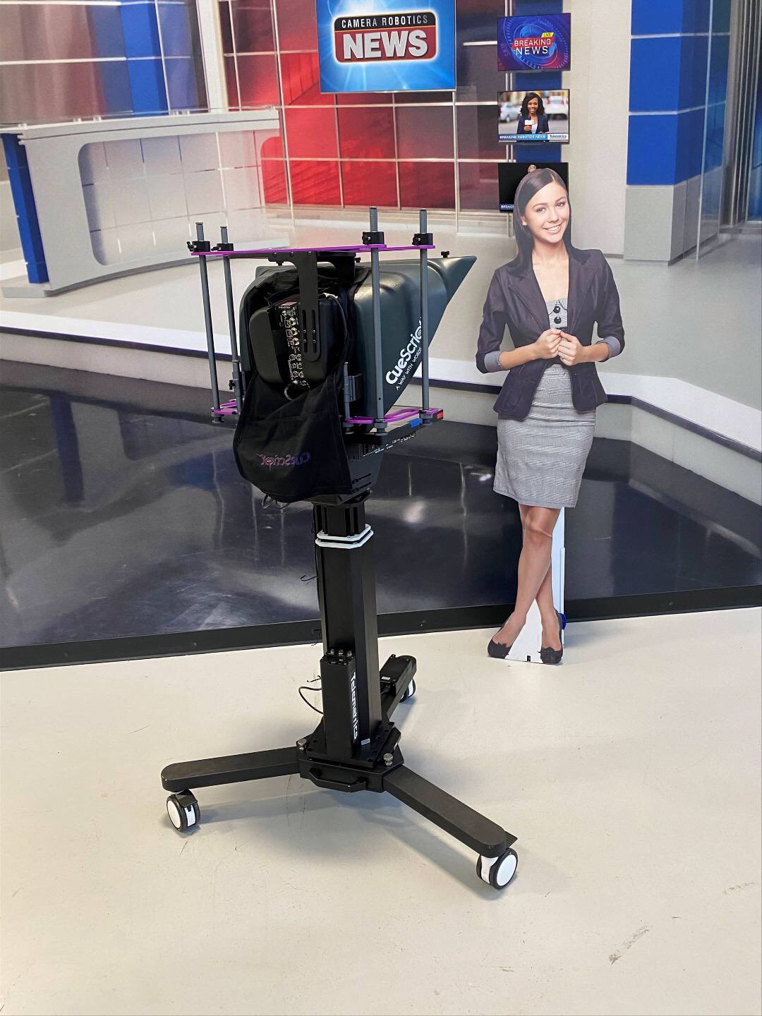 Pedestal Camera News