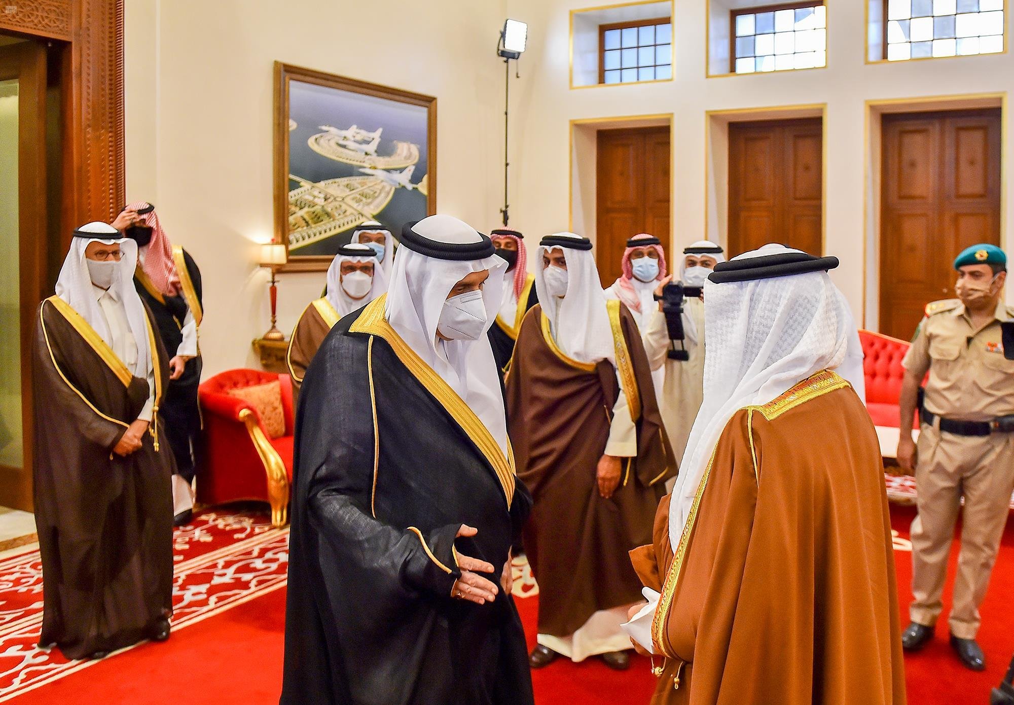 قناة السعودية On Twitter سمو الأمير منصور بن متعب ينقل تعازي القيادة