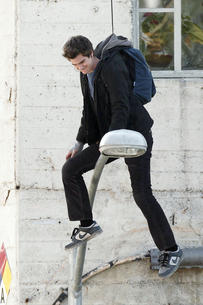 Peter Parker Und Andrew Garfield Skateboard Andrew Garfield Peter