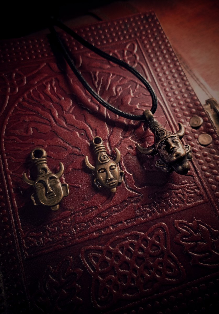 Alex JLR (@Alex_JLRX) さんのコスプレ作品まとめ (1 件) - Twoucan