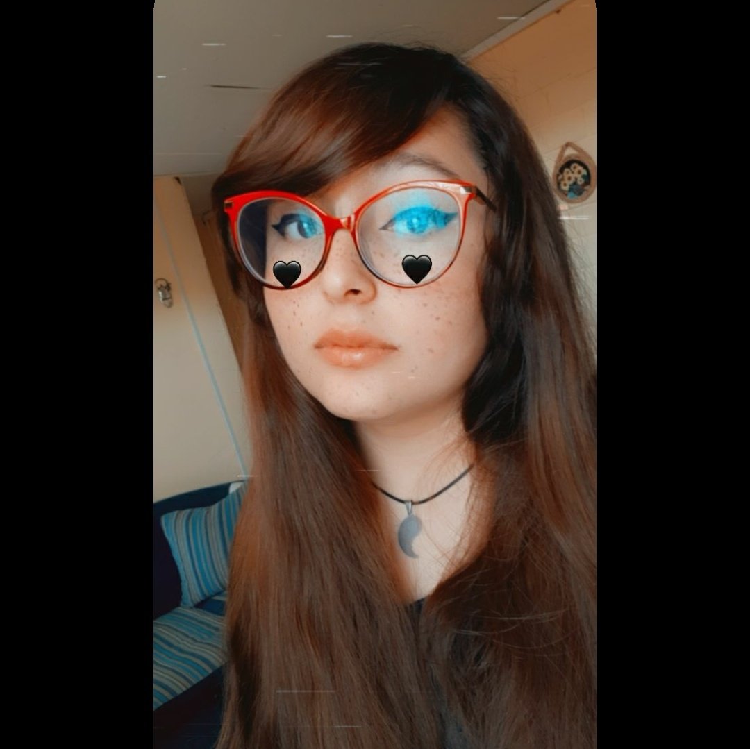 Alexandra Veloz's Instagram, Twitter & Facebook on IDCrawl