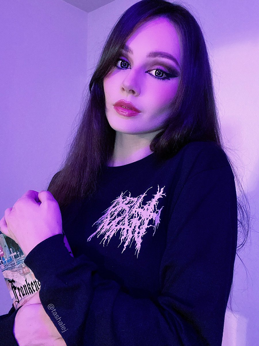 Twoucan - tasha 🕸 (@tashalej)