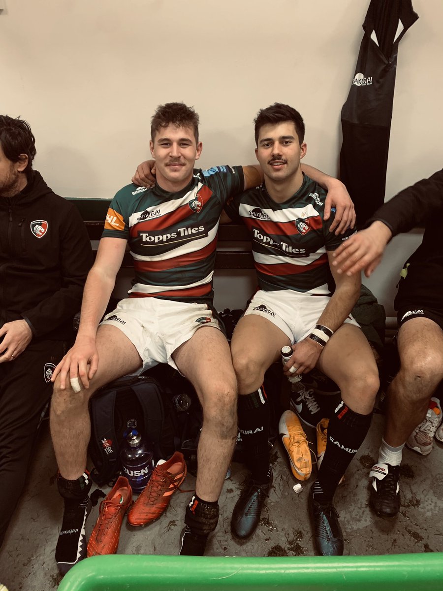 Daniel Kelly Shirtless