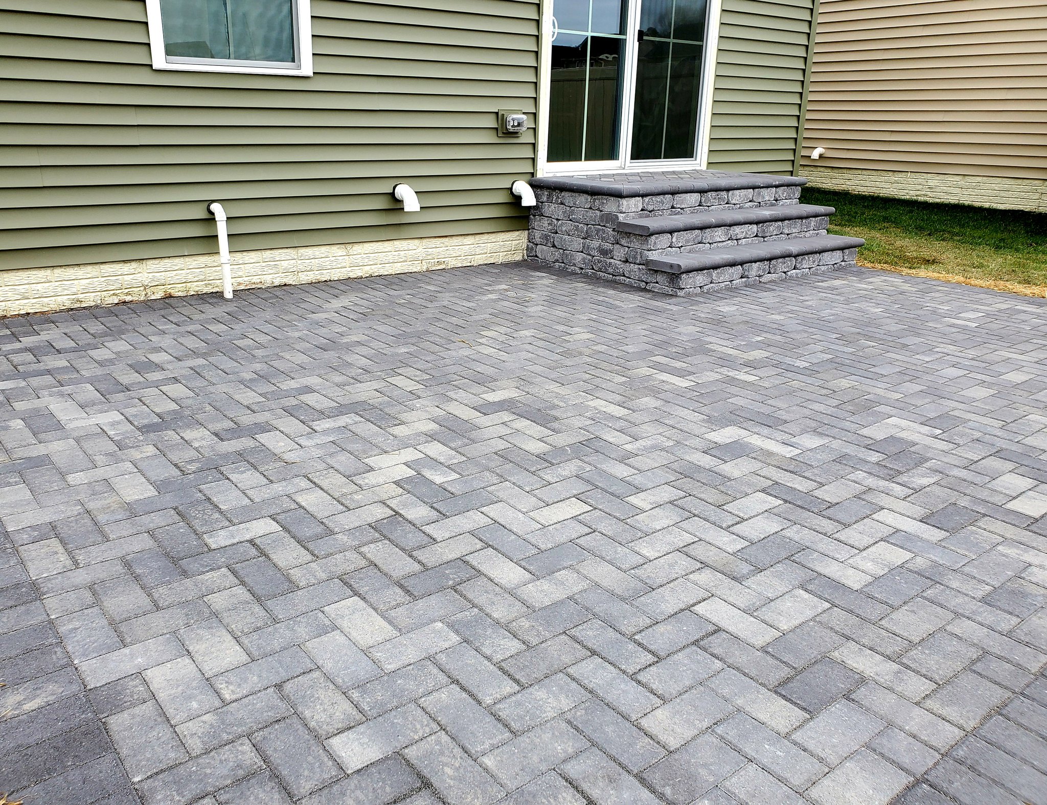 Pvers Herringbone Walkway