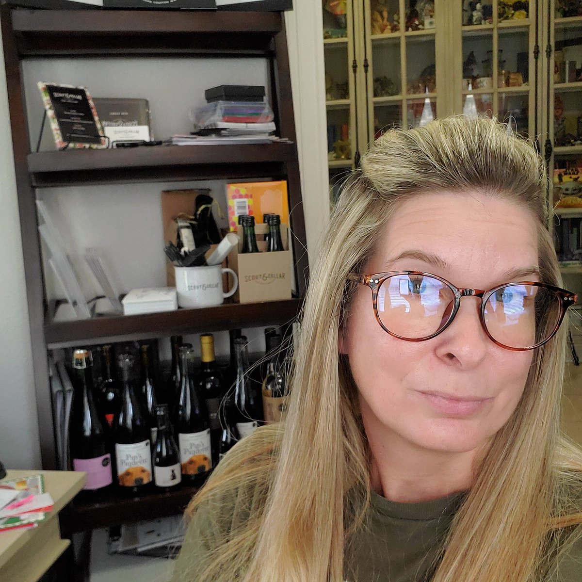 Michelle Llanes's Instagram, Twitter & Facebook on IDCrawl