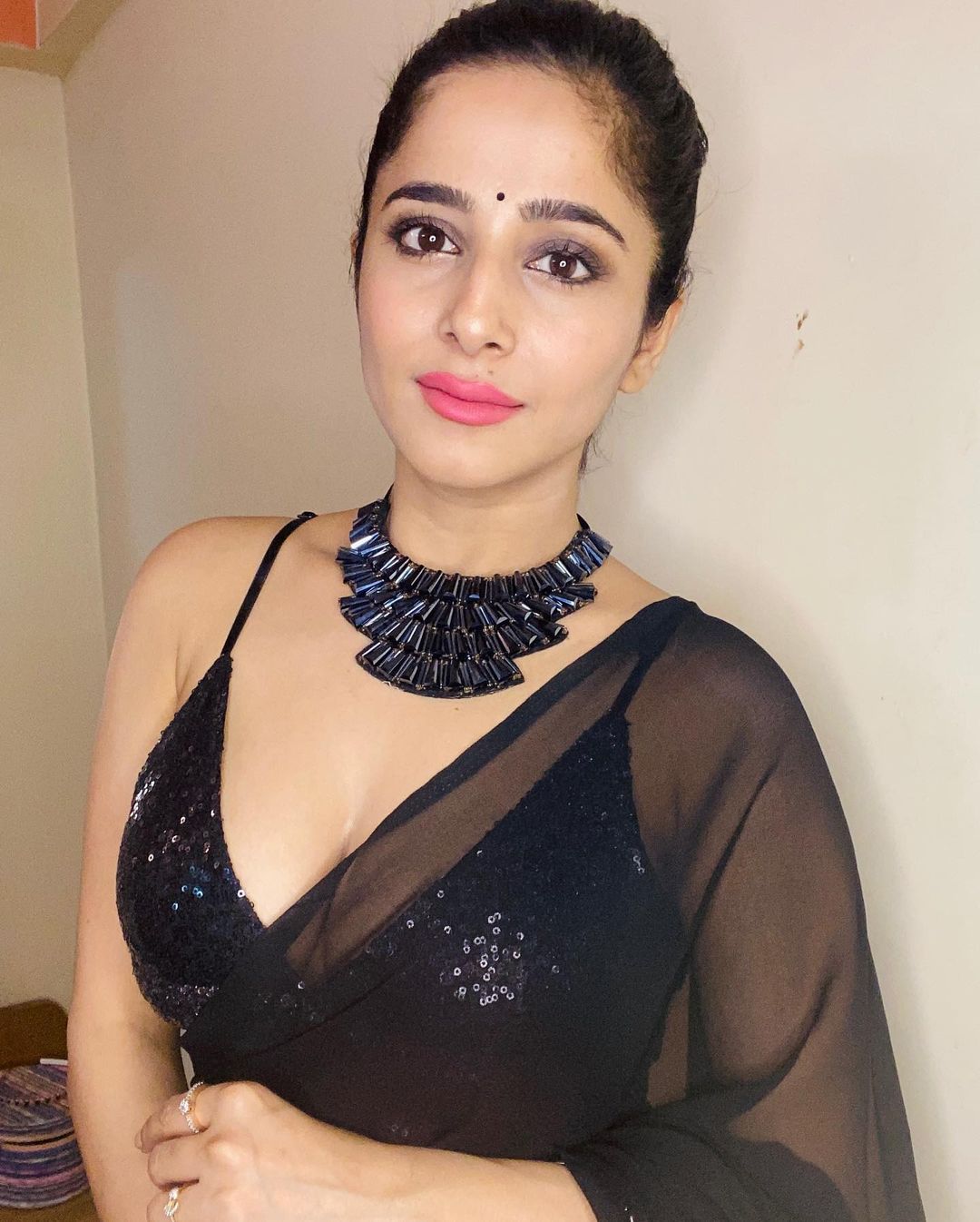 Indiaglitz Wallpapers Hot