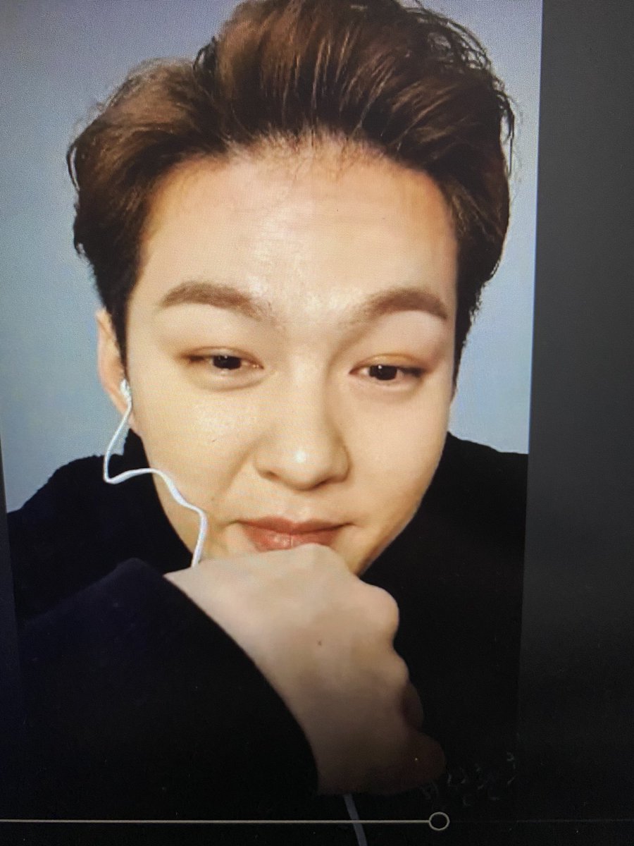 BTOB Archives on Twitter: "201210 #비투비 #BTOB4U Lee Changsub Preview CDM Video Call Event Cr KKLCS…