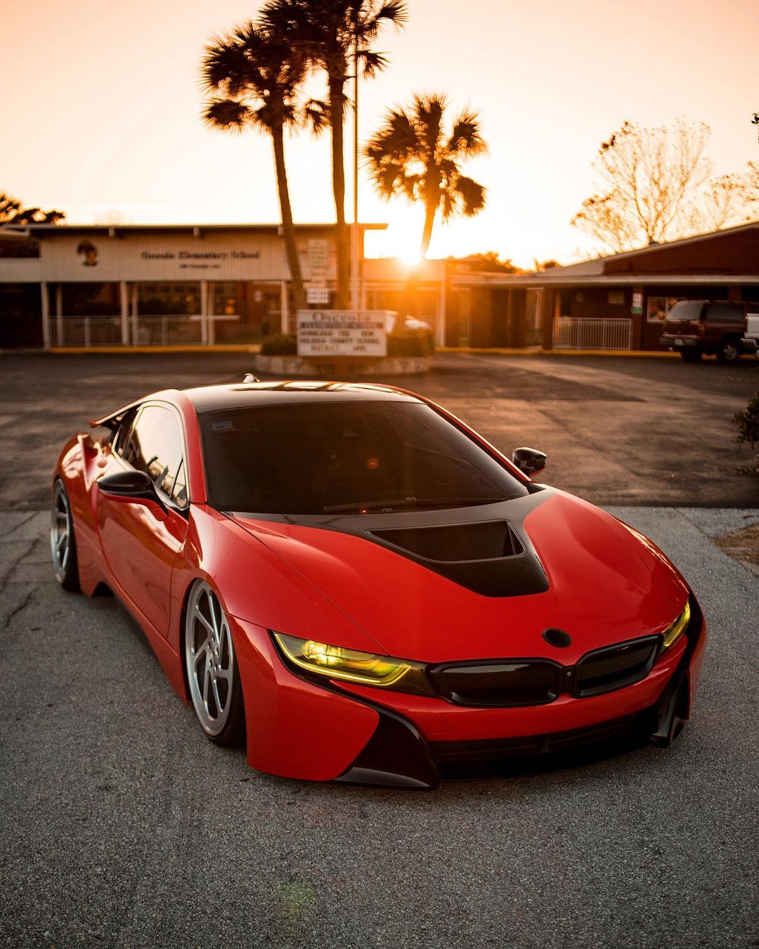 Bmw I8 Red