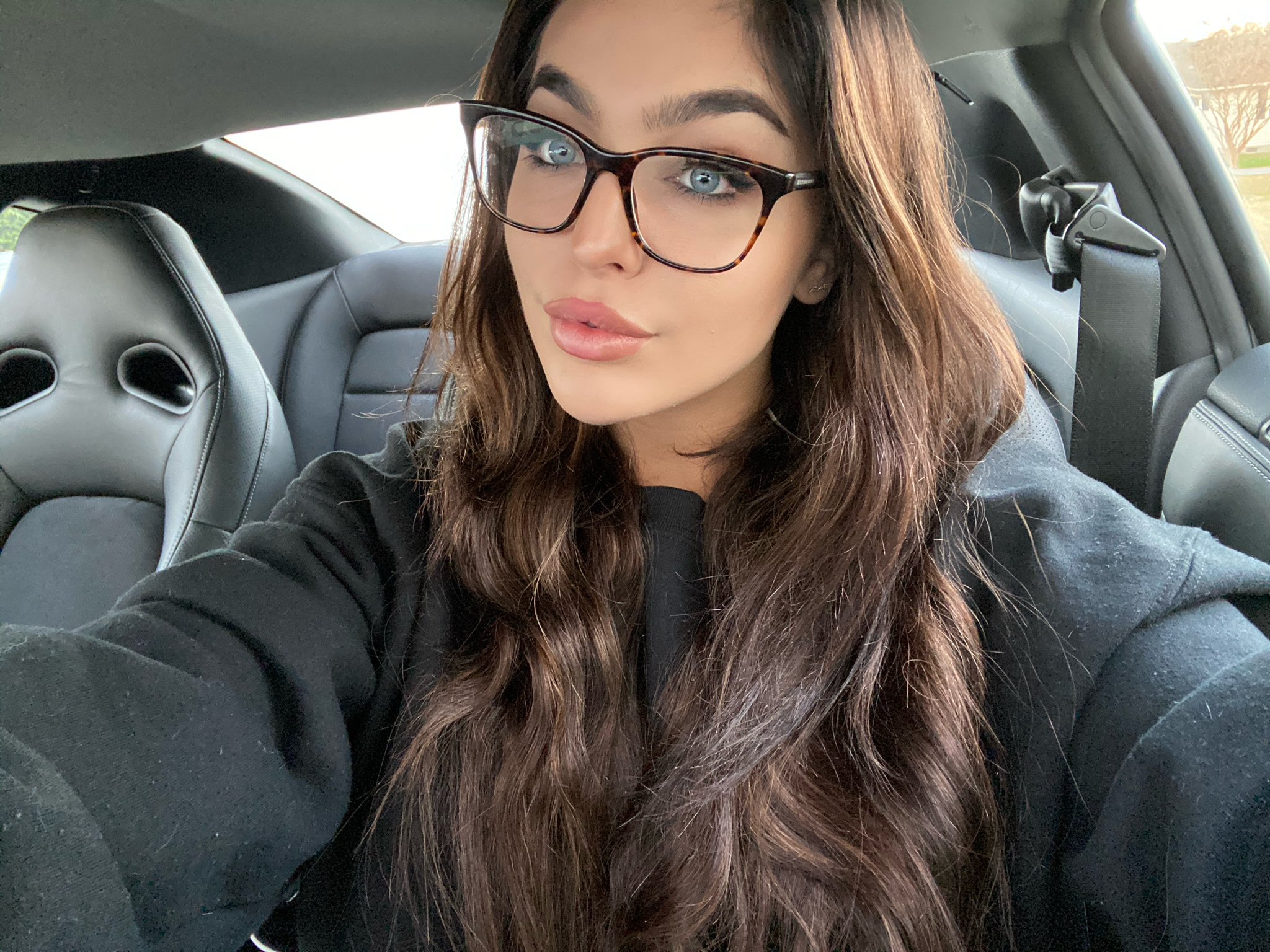 Tw Pornstars 2 Pic Emily Rinaudo Twitter I Do Be Just Going
