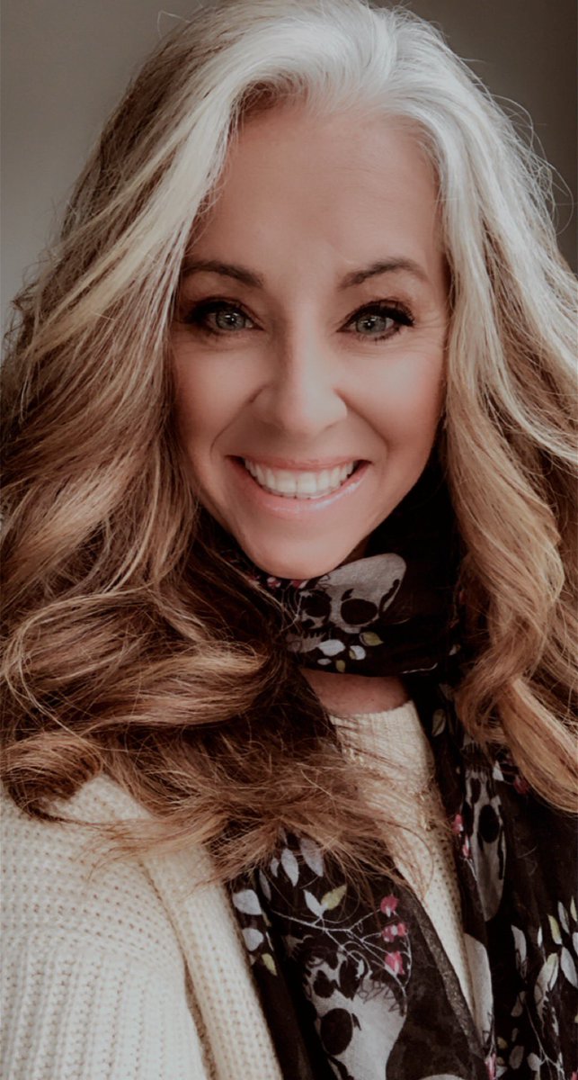 Angie Hill's Instagram, Twitter & Facebook on IDCrawl