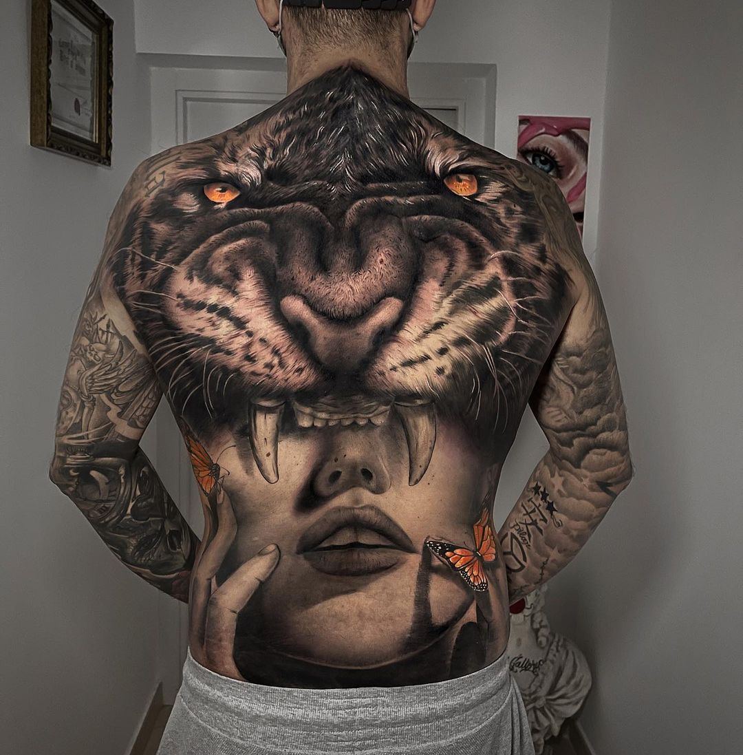 Tiger Face Tattoo Back