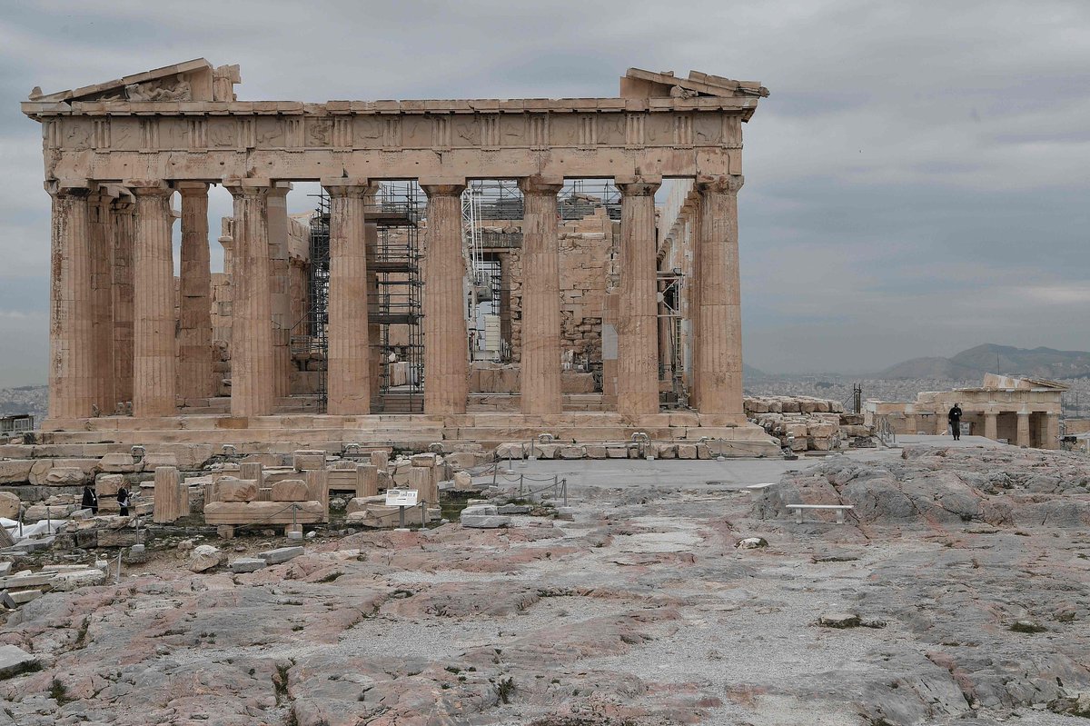 CGTNs tweet - For the first time in history, #Acropolis in Athens has ...