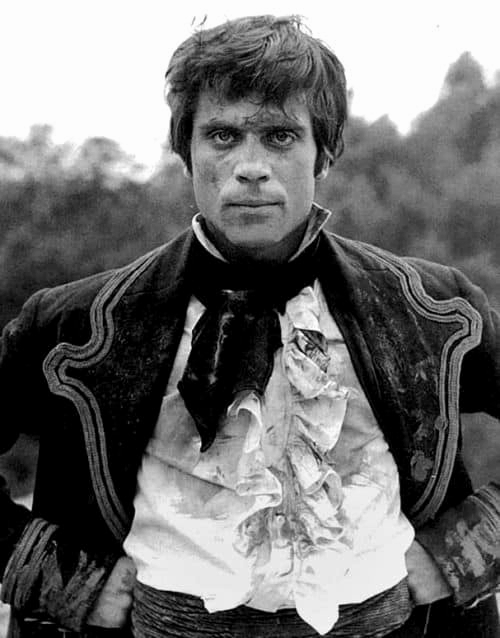 Young Oliver Reed