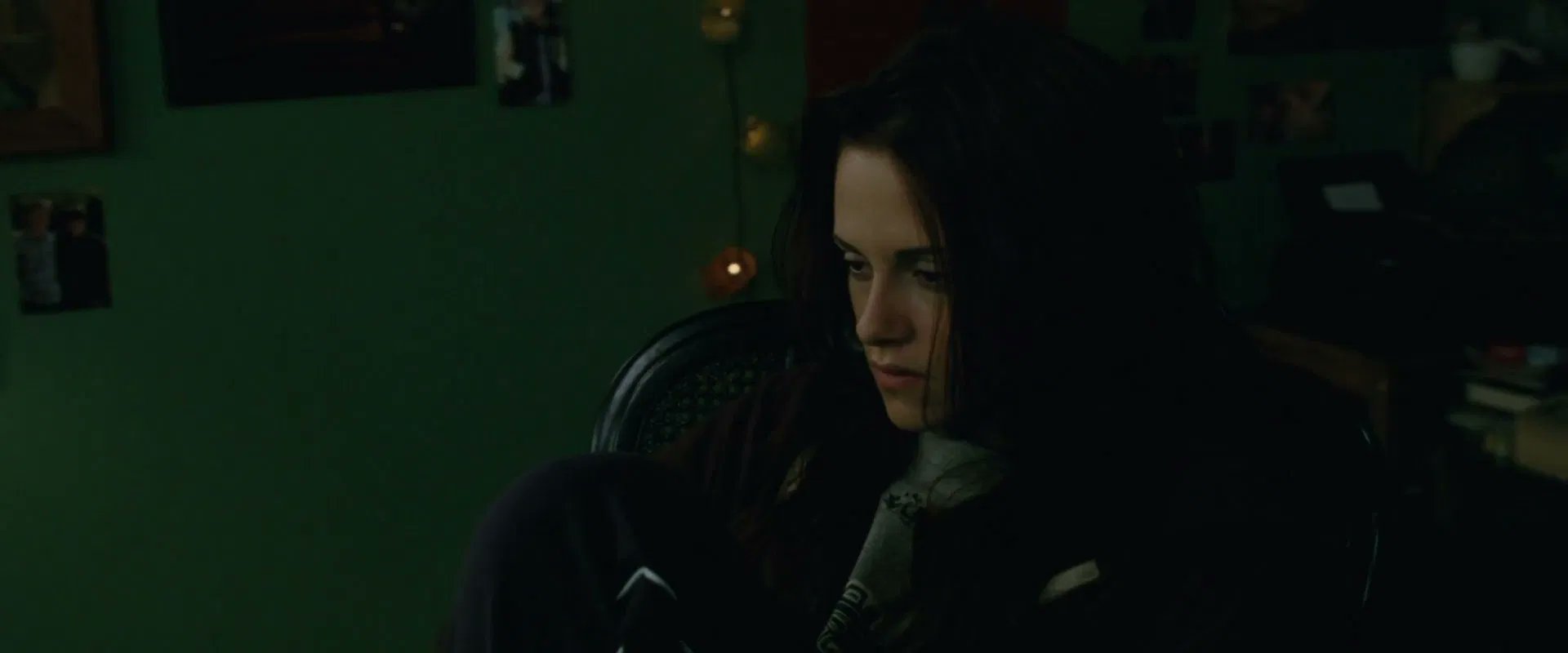 Twilight New Moon Bella Depressed