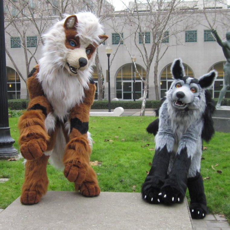 Mightyena Costume