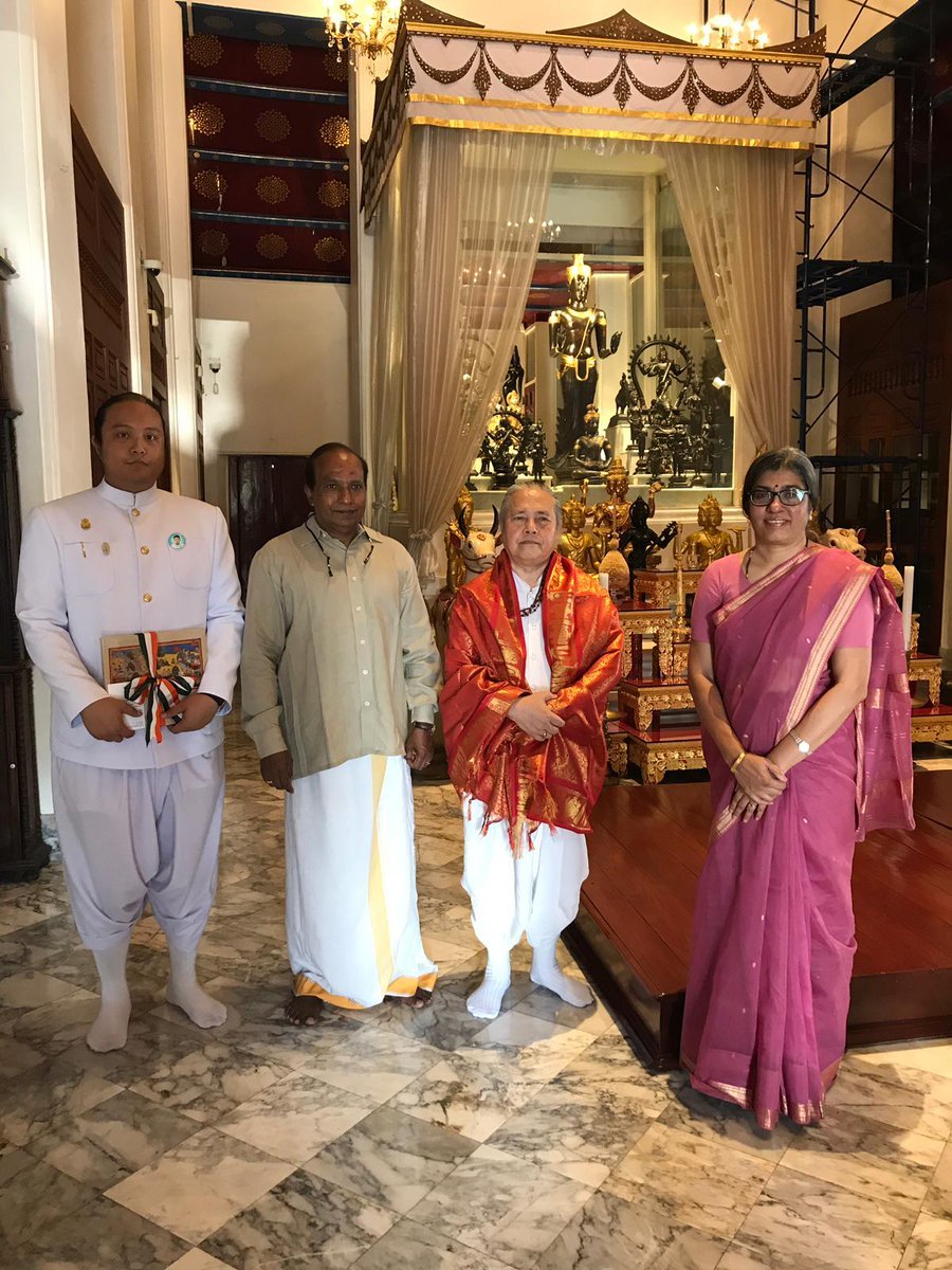 Thread on Brahmins of Thailand Pictures of Rajguru Phra Guru Bidhi Sri ...