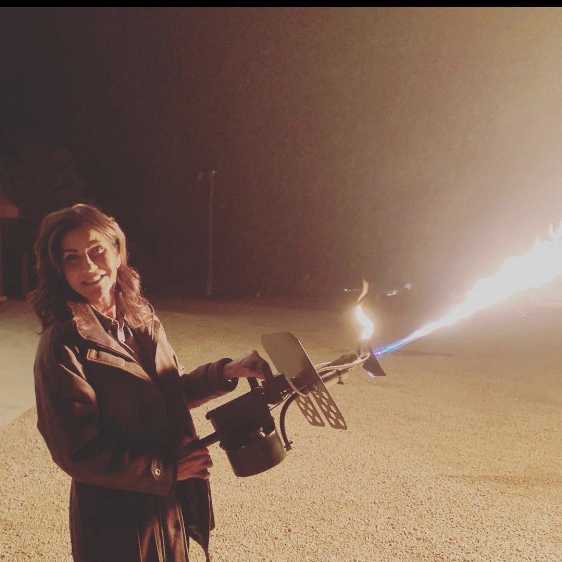 Alert ! South Dakota - Kristi Noem has a flamethrower !! > General ...