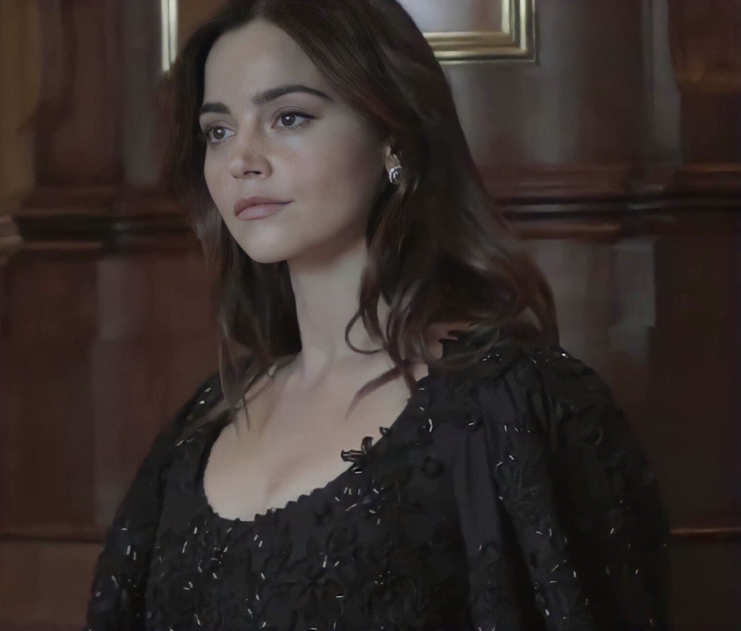 Oswin Coleman on Twitter: "Jenna Coleman pictures of the day, from her Harper’s Bazaar 2019 ...